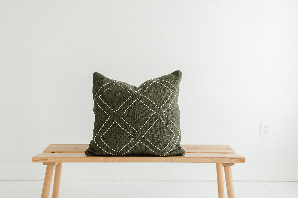 Selat | Handmade throw pillows and blankets | The Global Stitch